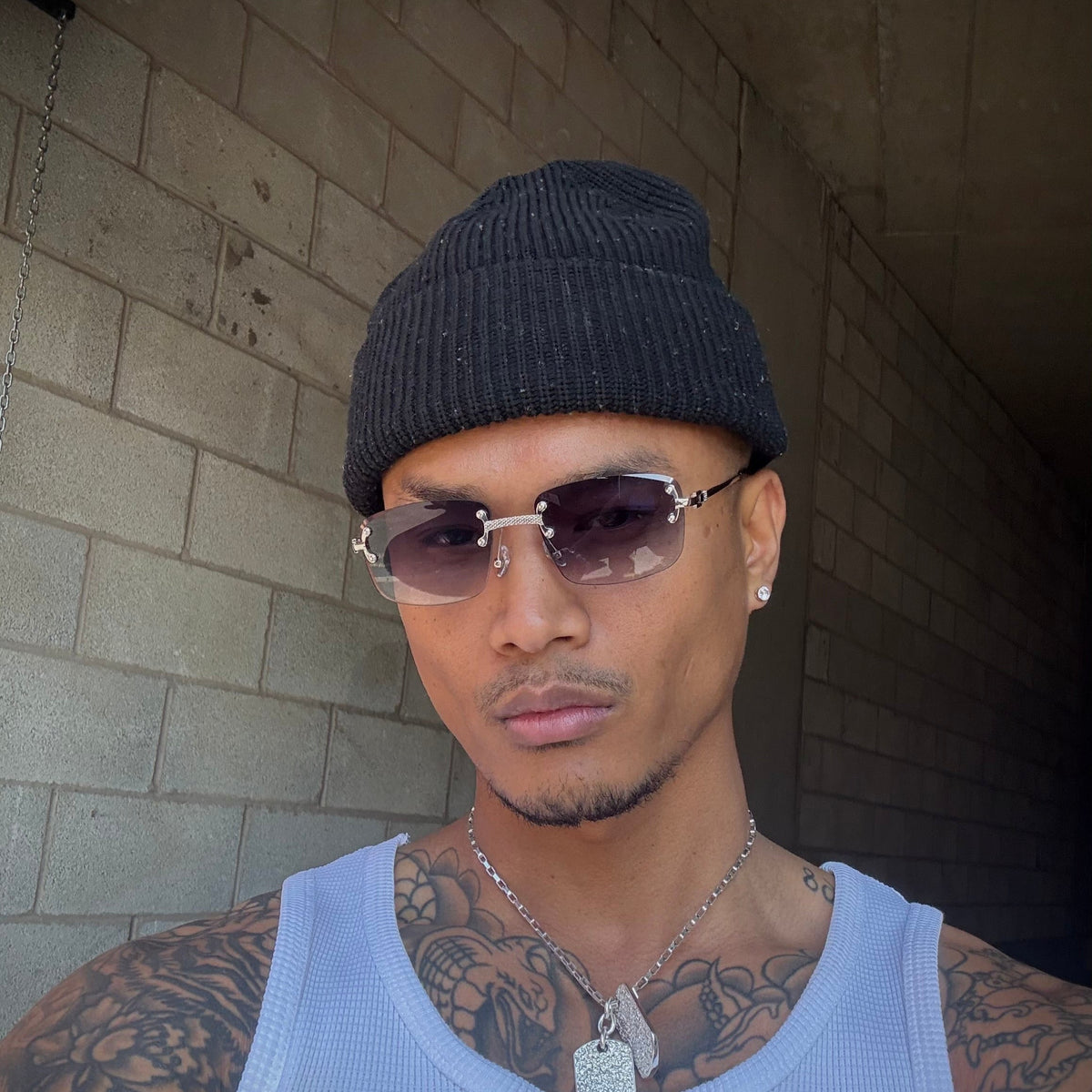The Ultimate Guide to Men’s Luxury Sunglasses – Hustly