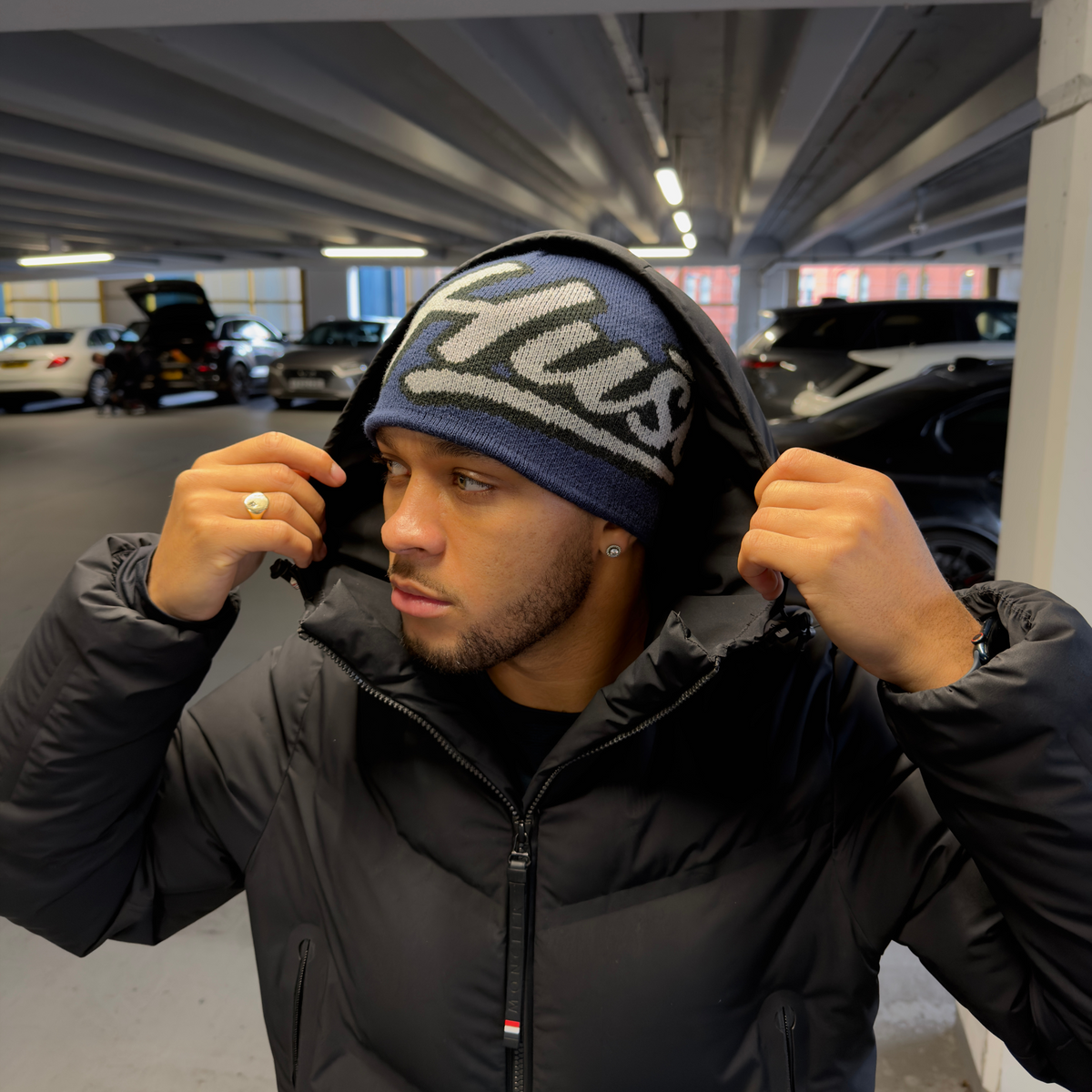Signature Beanie - Navy – Hustly